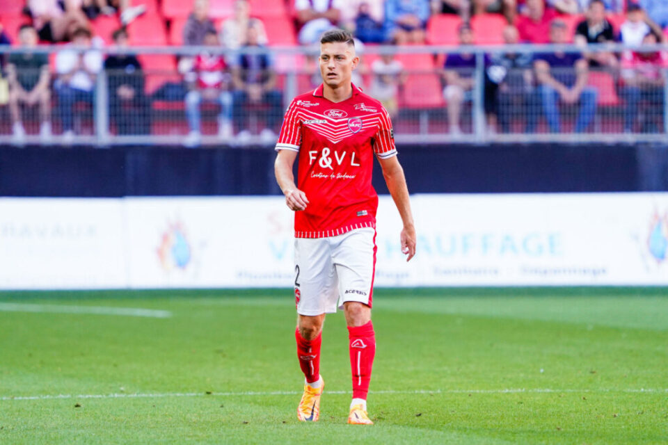 Éric Vandenabeele (ex-VAFC) présent à la reprise de l'entraînement des ...