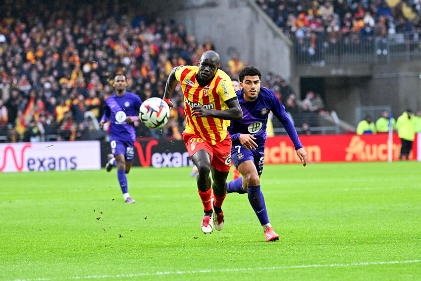 TFC – RC Lens : les Violets peuvent-ils ternir la fin de saison des Sang et Or ? - Le 11 HDF