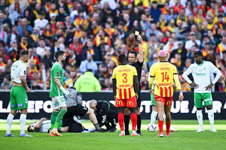 RC Lens – Olympique Lyonnais : qui est l’arbitre du match ? - Le 11 HDF